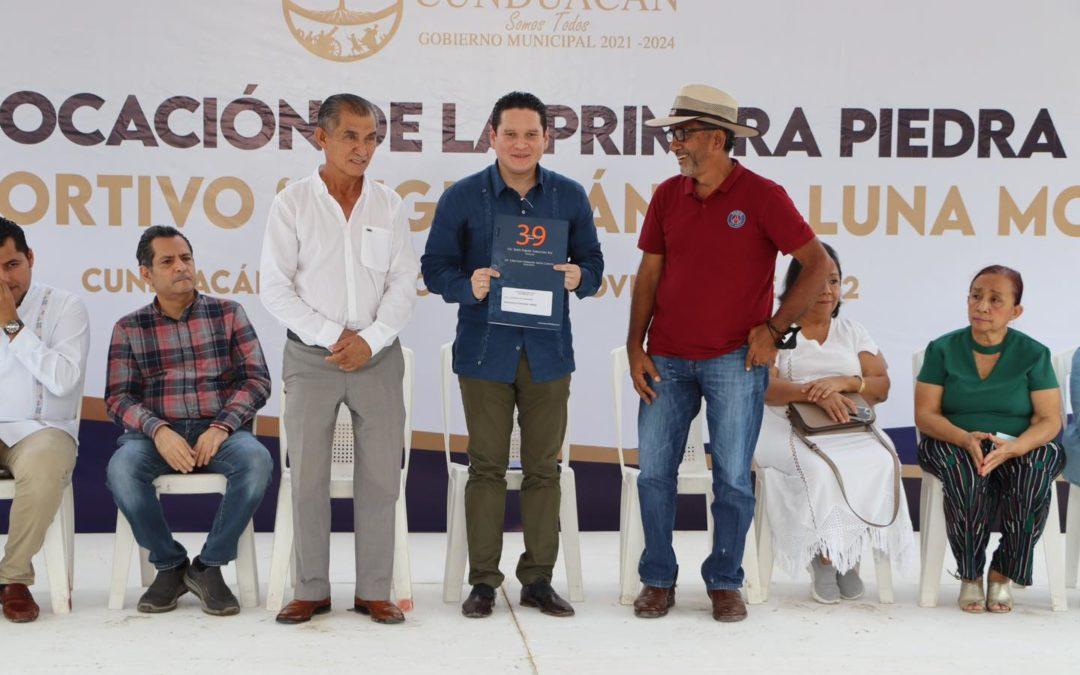 En Cunduacán Develan Placa De Inicio De Obra Del Centro Deportivo